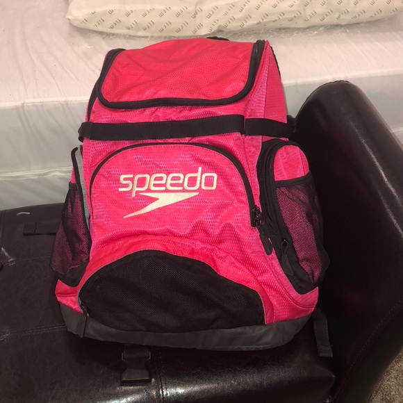 Speedo | Bags | Speedo 35 Liter Pink Backpack | Poshmark